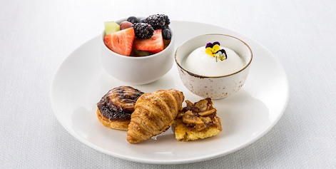 Best Breakfast in Honolulu | Surf Lanai Waikiki